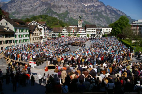 An insight on Switzerland’s direct democracy - EST
